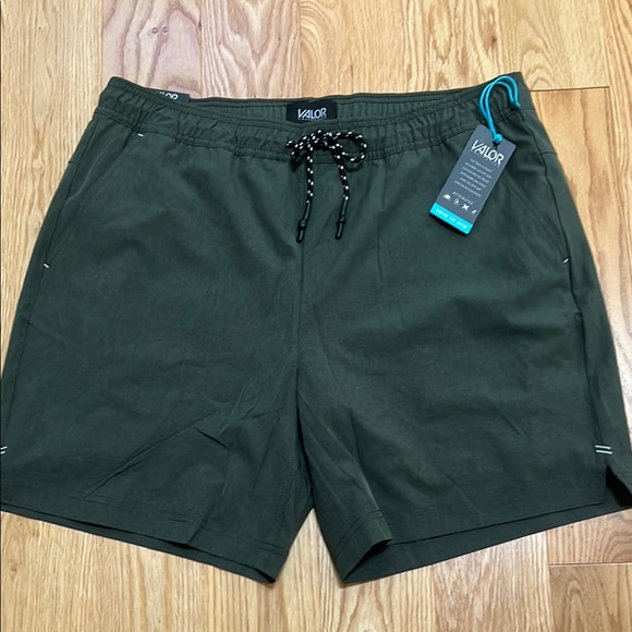 Valor | Shorts | New Mens Valor Collective Large Gym To Swim Shorts ...